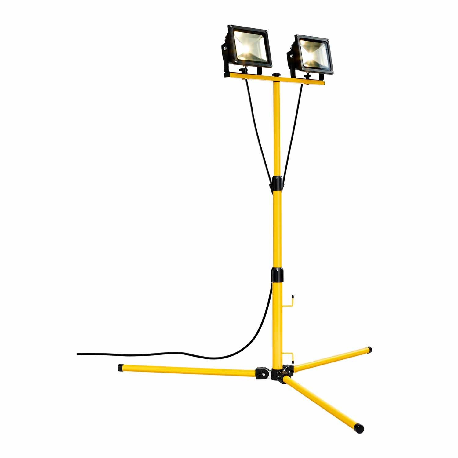 HPM | LED Work Light on Tripod 2 x 20 Watt | Mitre10