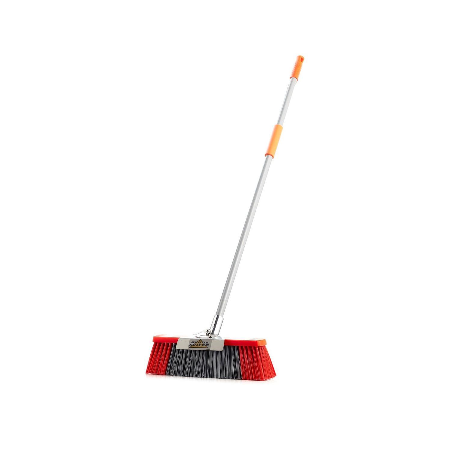 Browns | Blade Sweep Broom | Mitre10